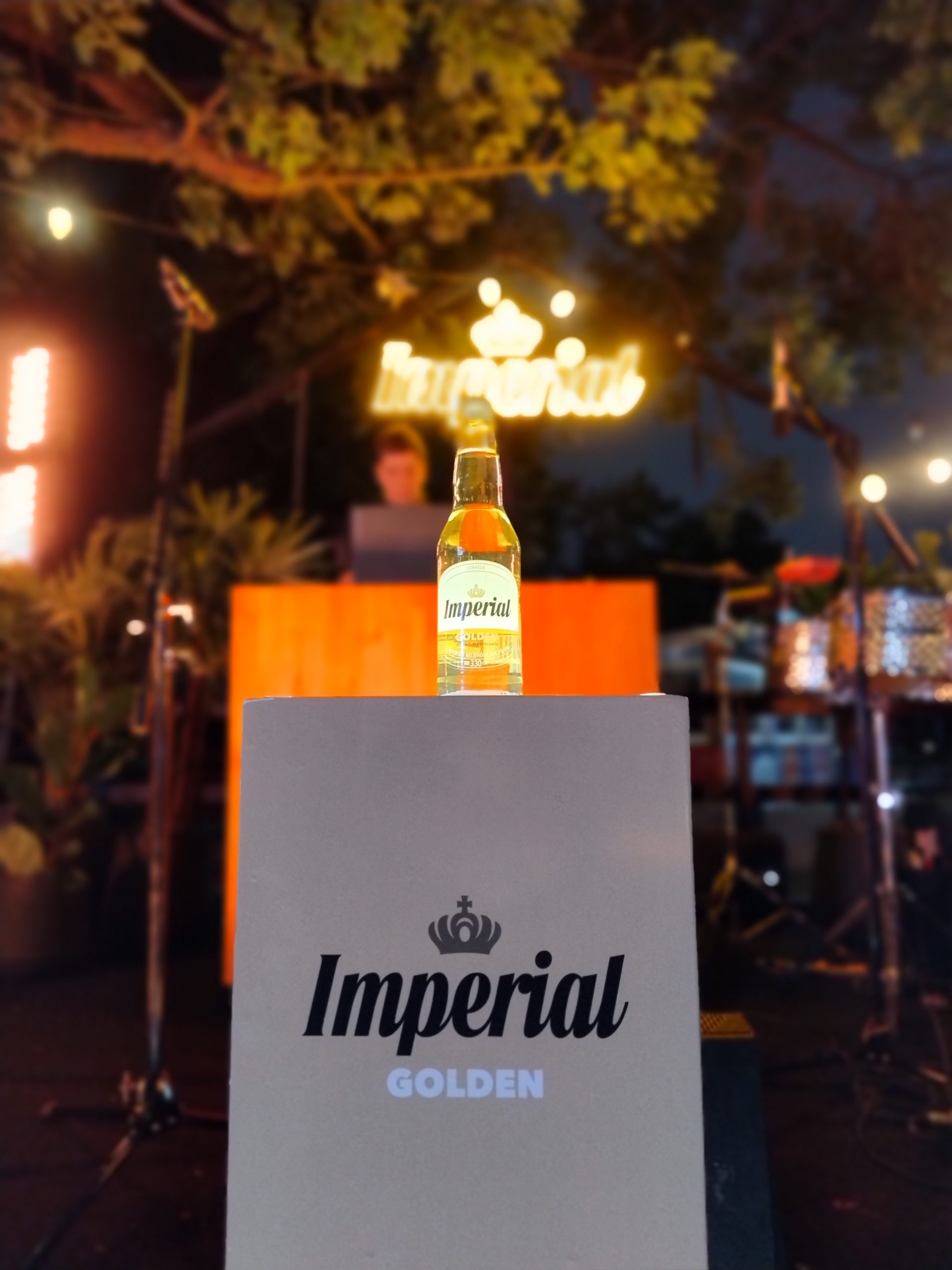 Imperial lanzó nueva campaña, renovada imagen y nueva botella – Rincon ...